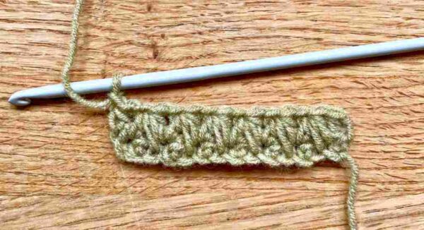 Feather Stitch Granny Square Tutorial - With Lots Of Pictures!