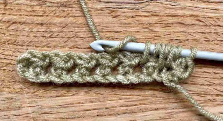 Feather Stitch Granny Square Tutorial - With Lots Of Pictures!