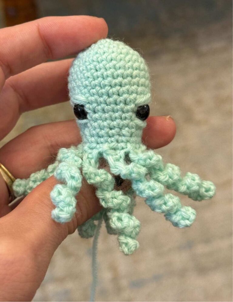 Green Crochet Projects and Patterns to Inspire You